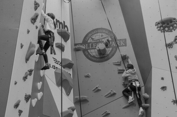 1Climb - Home - Introducing 100,000 Kids to Climbing